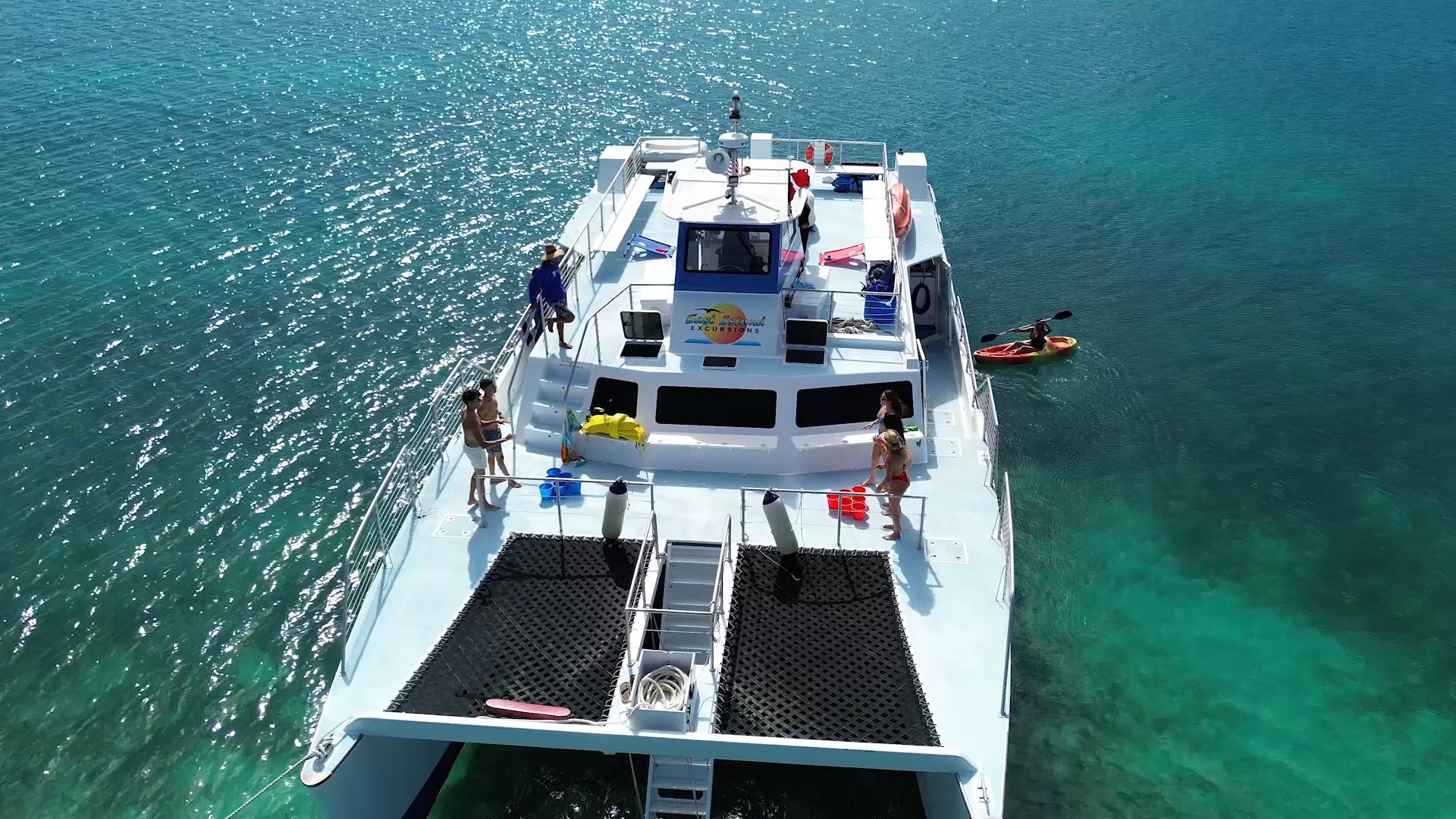 East Island Excursions - We create magic moments